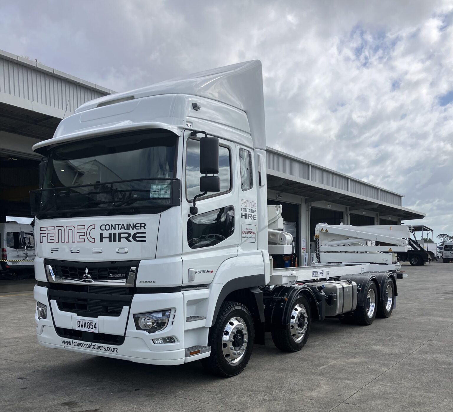 Delivery Delivery - Fennec Containers